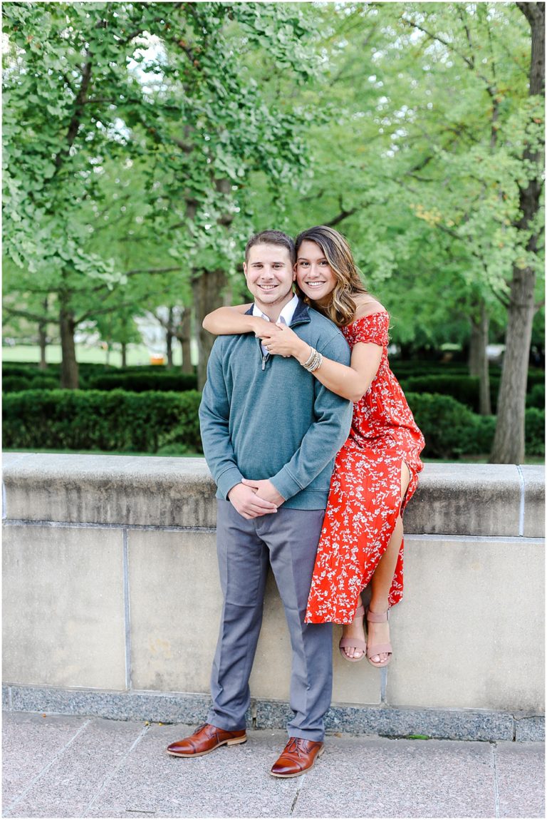 Emily & Cory's Kansas City Engagement Session at Nelson Atkins Museum ...