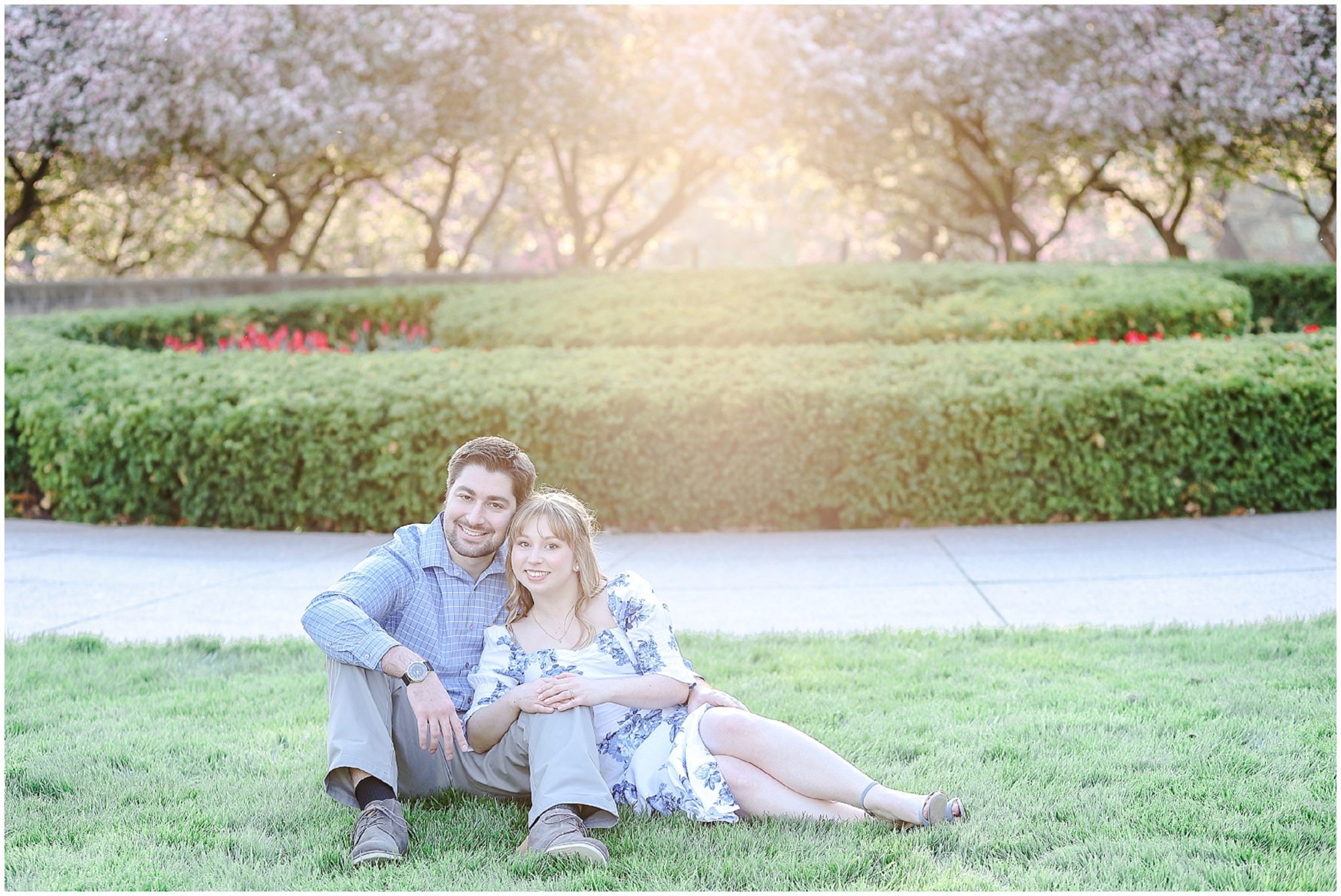 Ali & Connor | Spring Engagement Photos at Nelson Atkins Museum in ...