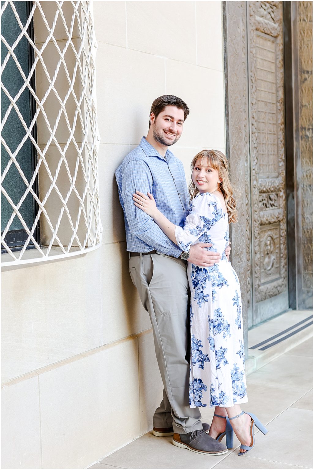 Ali & Connor | Spring Engagement Photos at Nelson Atkins Museum in ...